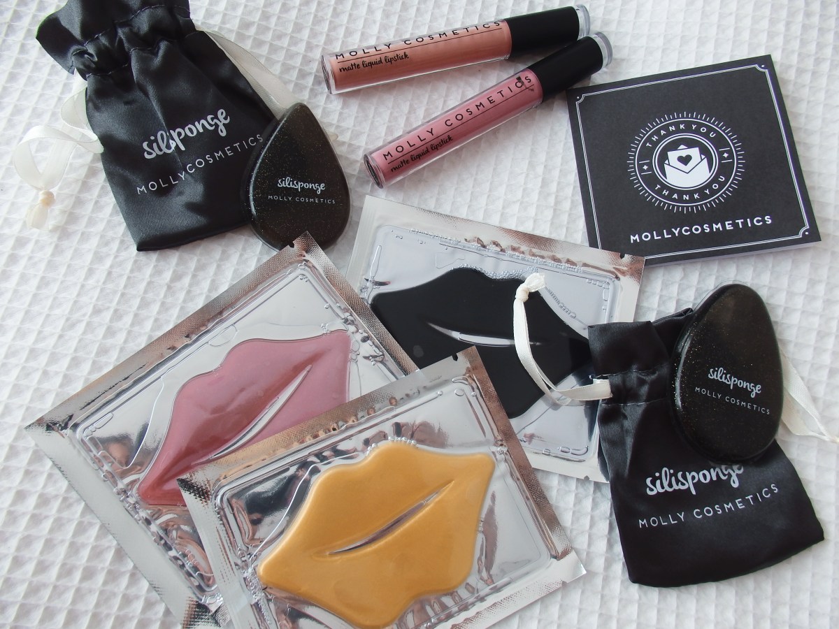 MOLLY COSMETICS REVIEW – The Gold Lipstick fashion blog